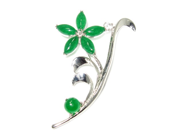Elegant Chinese Green Jade Flower Pin